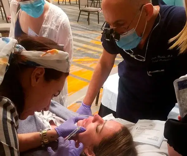 4 Natural Alternatives to Lip Fillers for Fuller Lips